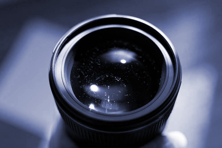 Dust on Lens - LEICA REVIEW